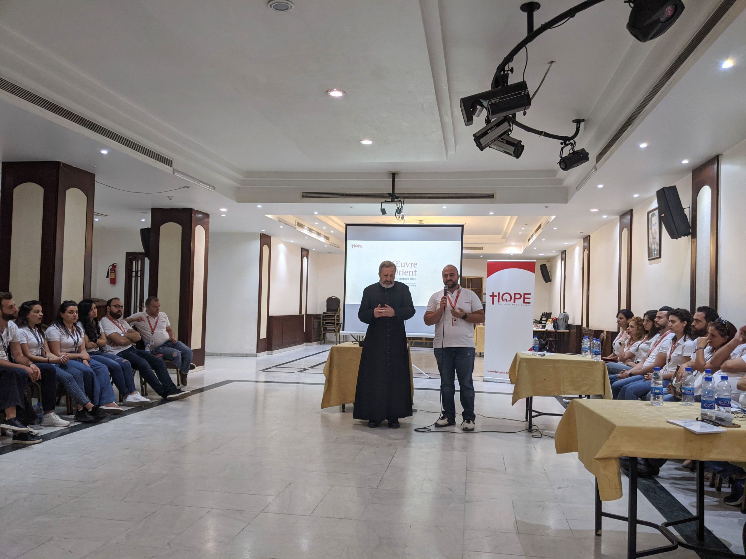 Siria: ACN ayuda a Mousa y Tamara a conseguir un futuro mejor - ACN Global